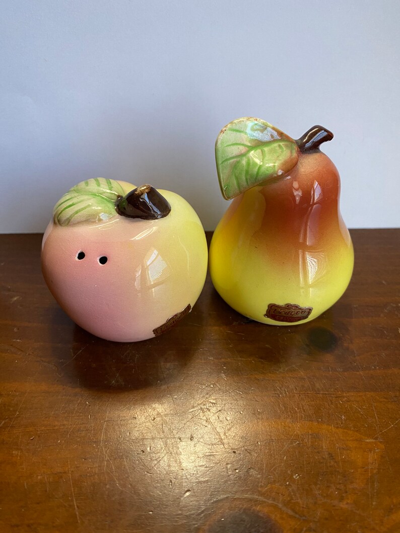 Vintage Ucago Pear and Peach Salt and Pepper Shaker Set - Etsy
