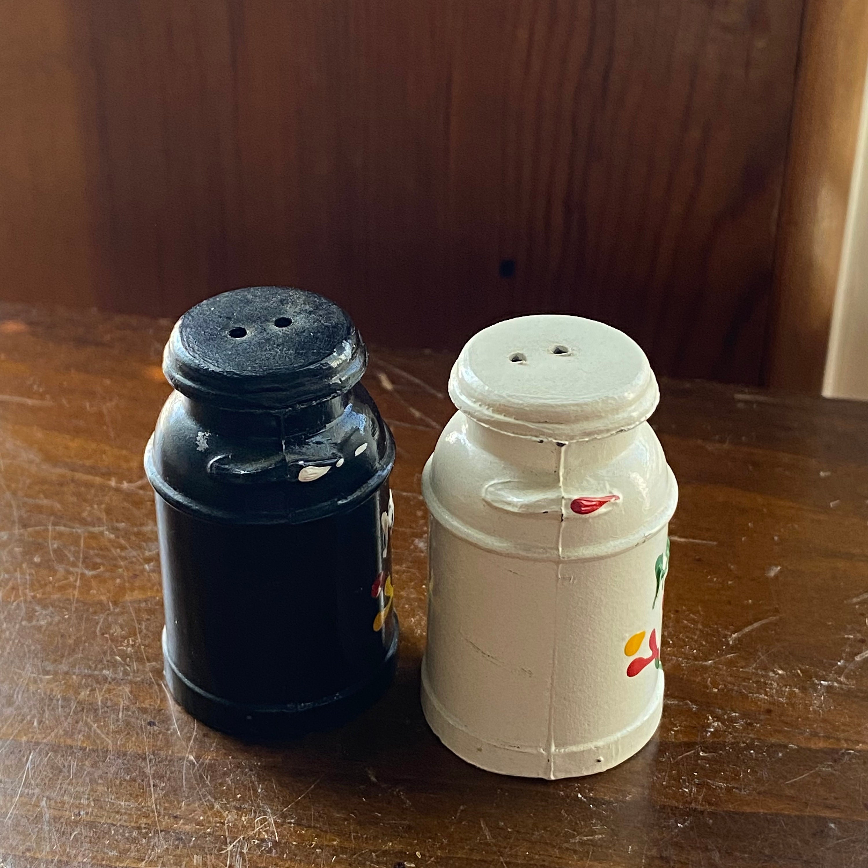 Vintage Milk Jug Cast Iron Salt and Pepper Shakers Set - Etsy Vintage Milk Jug Cast Iron Salt and Pepper Shakers Set - Etsy