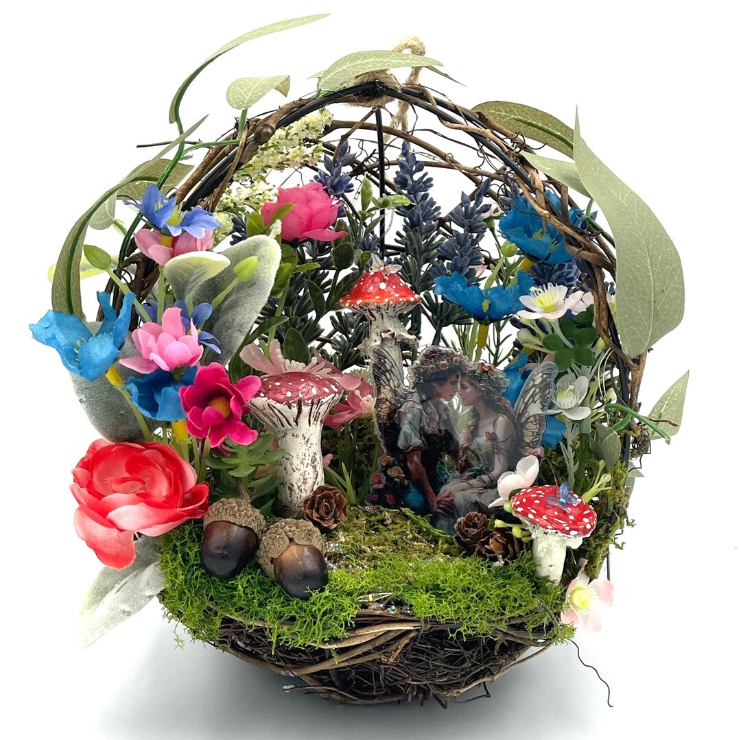 8.5” Hanging Indoor Fairy Garden-“the Sweet Hearts” - Etsy