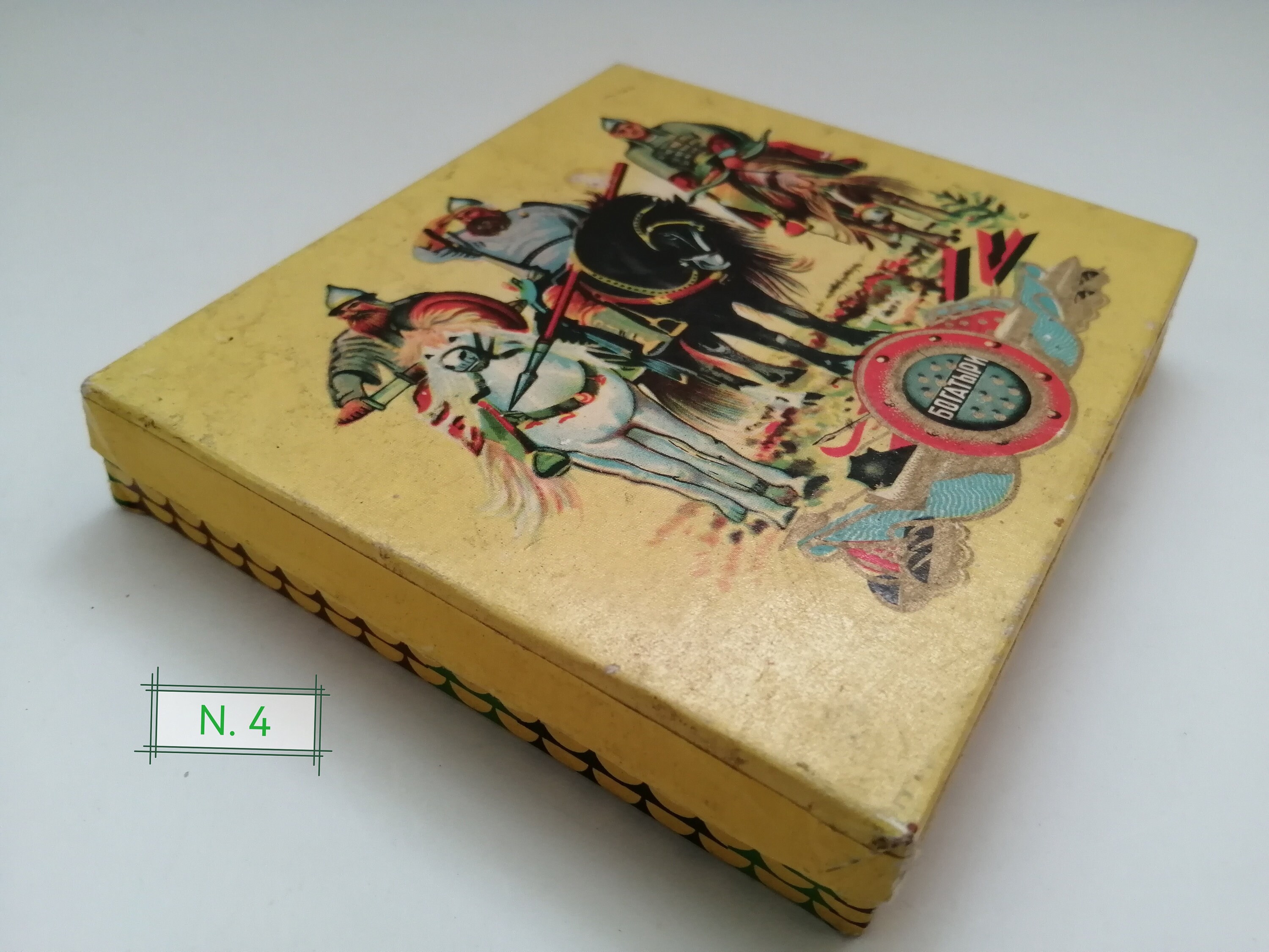 Vintage Empty Tins and Cardboard Boxes for Cigarette , Cigarillos ...