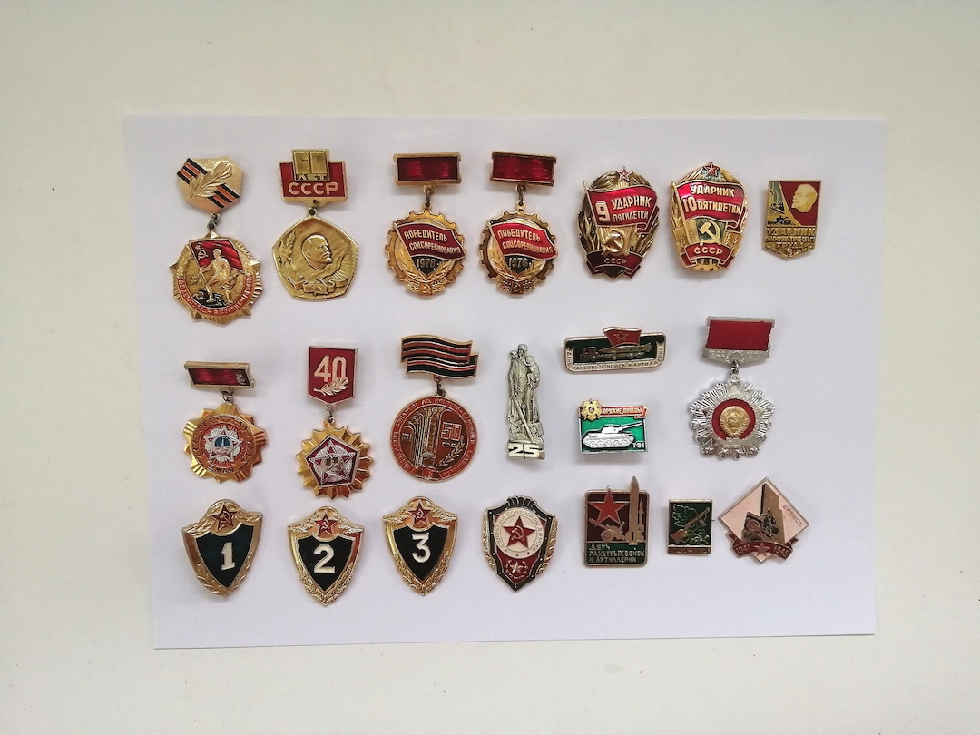 Soviet Vintage Badges USSR Pin Red Army, Lenin, Military, Anniversary ...