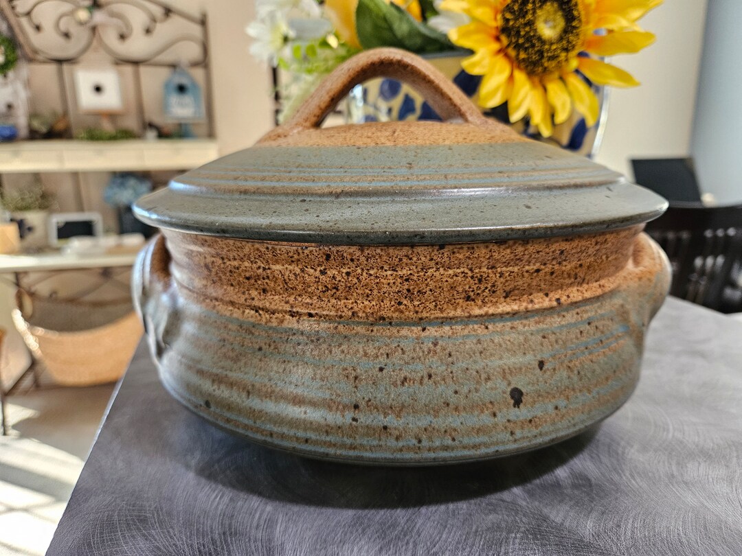 Paul Latos/lynn Pottery Serving Container With Lid, Cooking Pot With ...