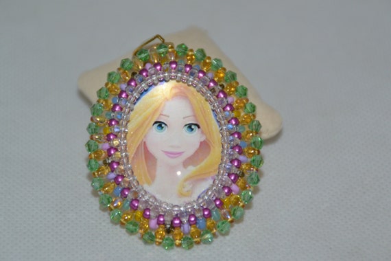Collana Disney RAPUNZEL RAPERONZOLO Tangled Principesse | Etsy