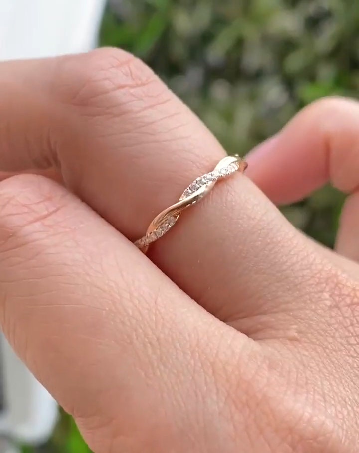 14K Gold Moissanite Twisted Wedding Band / Moissanite Ring / Twisted ...