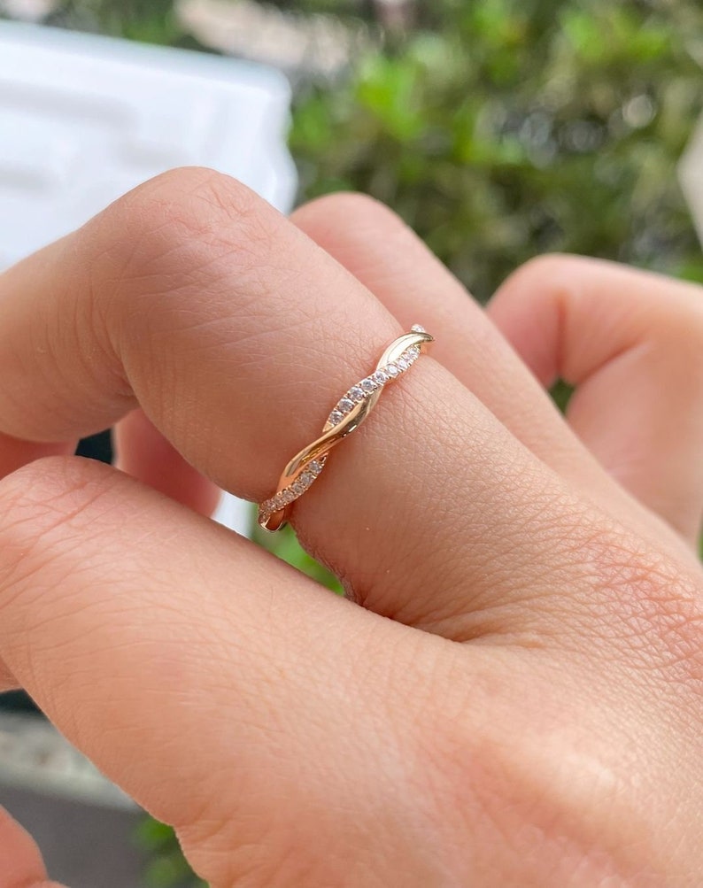 14K Gold Moissanite Twisted Wedding Band / Moissanite Ring / Twisted ...