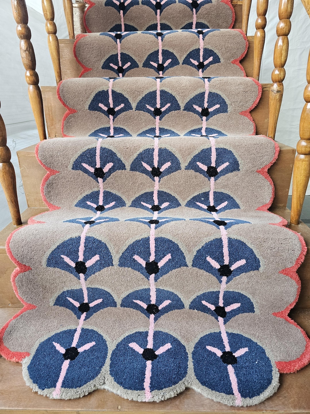 Scalloped Geometric Floral Stair Runner, Handcrafted Tufted Runner, New ...