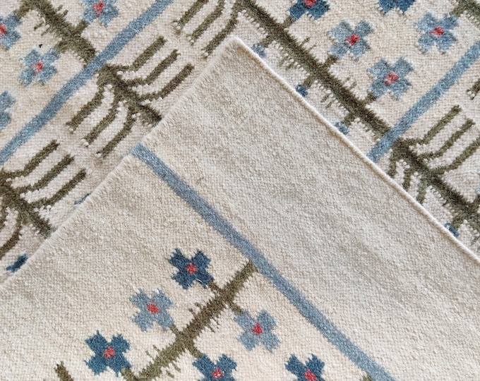 Traditional Scandinavian Wool Rug, Handwoven Flatweave Kilim Rug ...