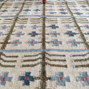 Traditional Scandinavian Wool Rug, Handwoven Flatweave Kilim Rug ...