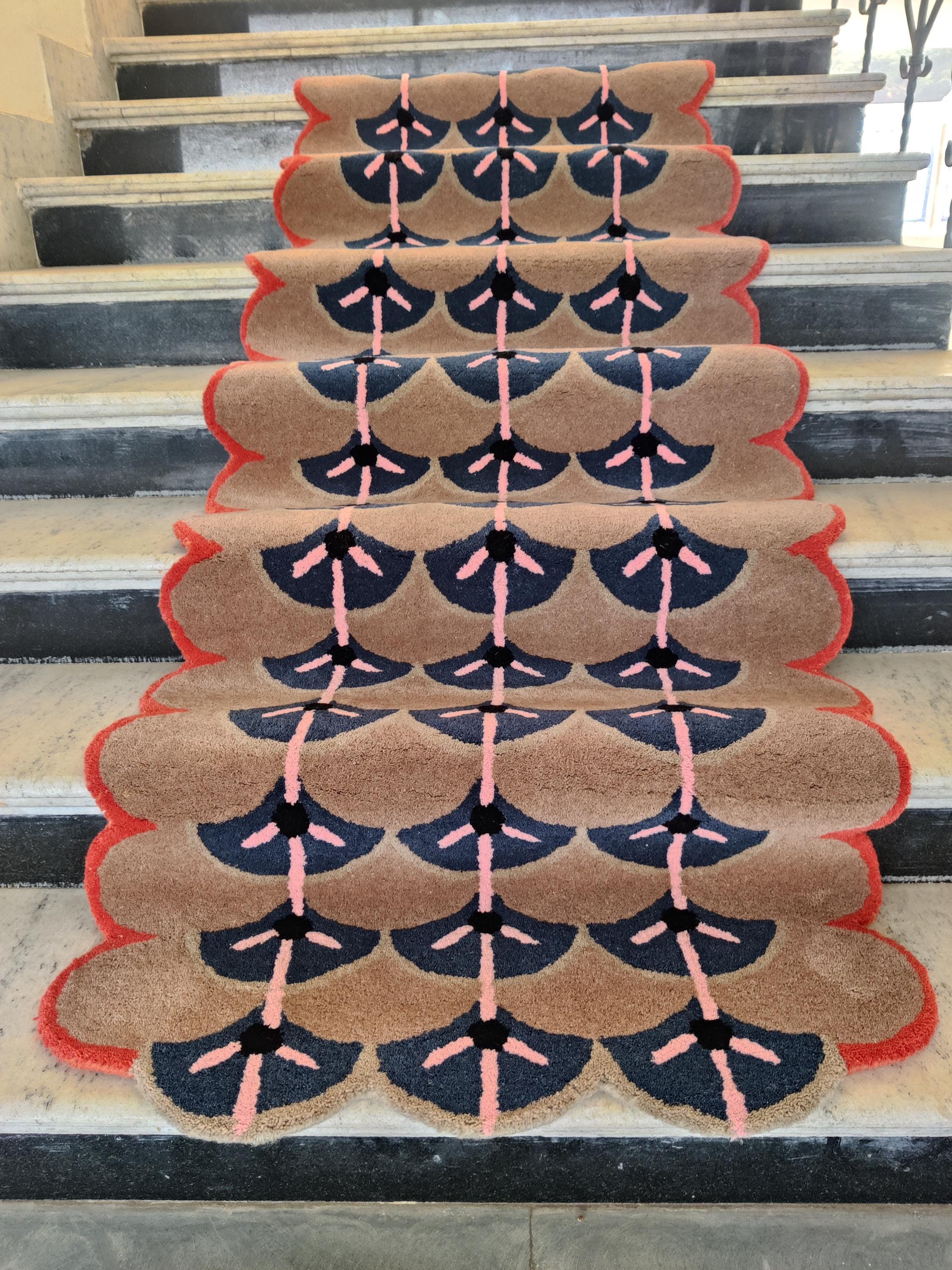 Scalloped Geometric Floral Stair Runner, Handcrafted Tufted Runner, New ...