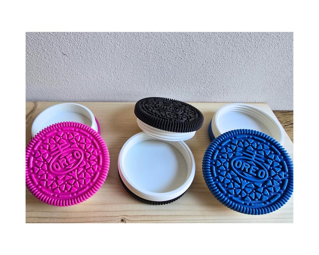 Oreo Container 3D Printed Unique Storage Box in Vibrant Oreo-inspired ...