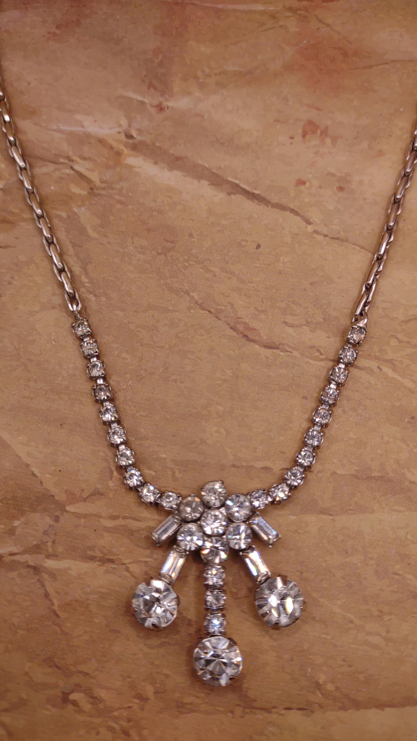 Leo Glass Vintage Costume Rhinestone Necklace 1940s Well Made 15 Inch ...