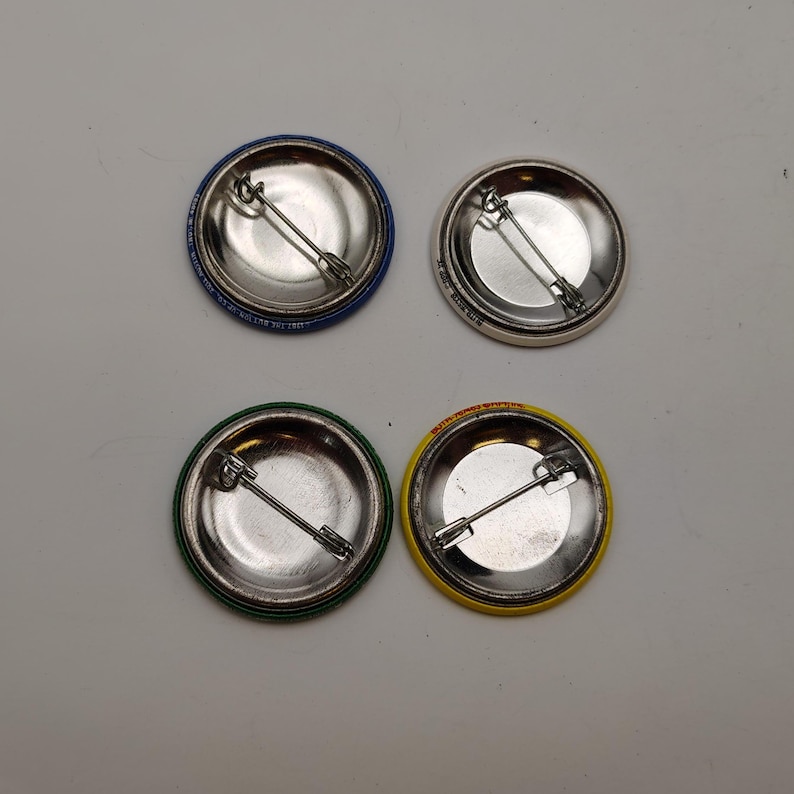 1970s/80s Collection of 4 Funny Humor Statement Pinback Buttons Back ...