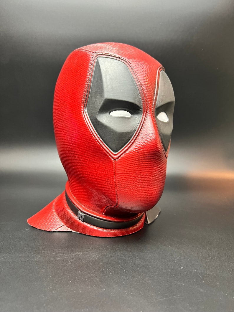 Painted Deadpool Headphone Stand - 3D Printed Life Size Prop - Etsy