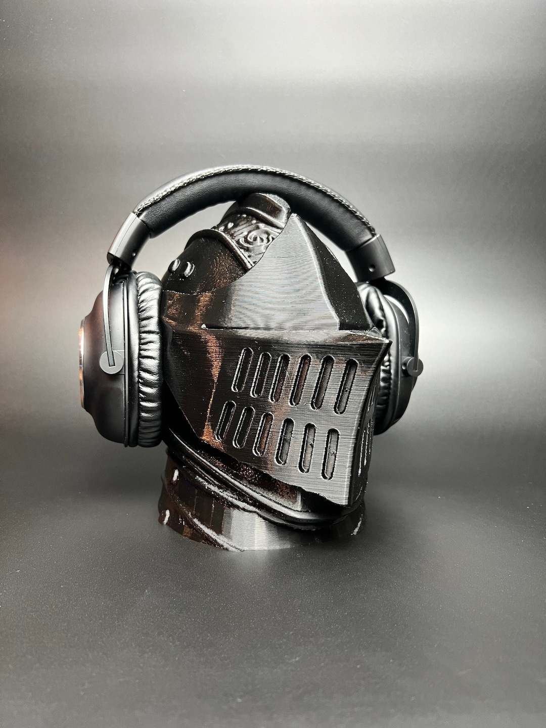 Dark Souls Lothric Knight Elden Ring Headphone Stand , Headphone Holder ...
