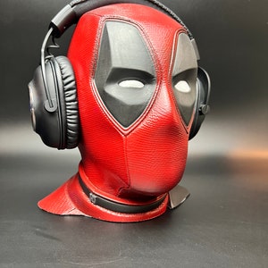 Painted Deadpool Headphone Stand - 3D Printed Life Size Prop - Etsy