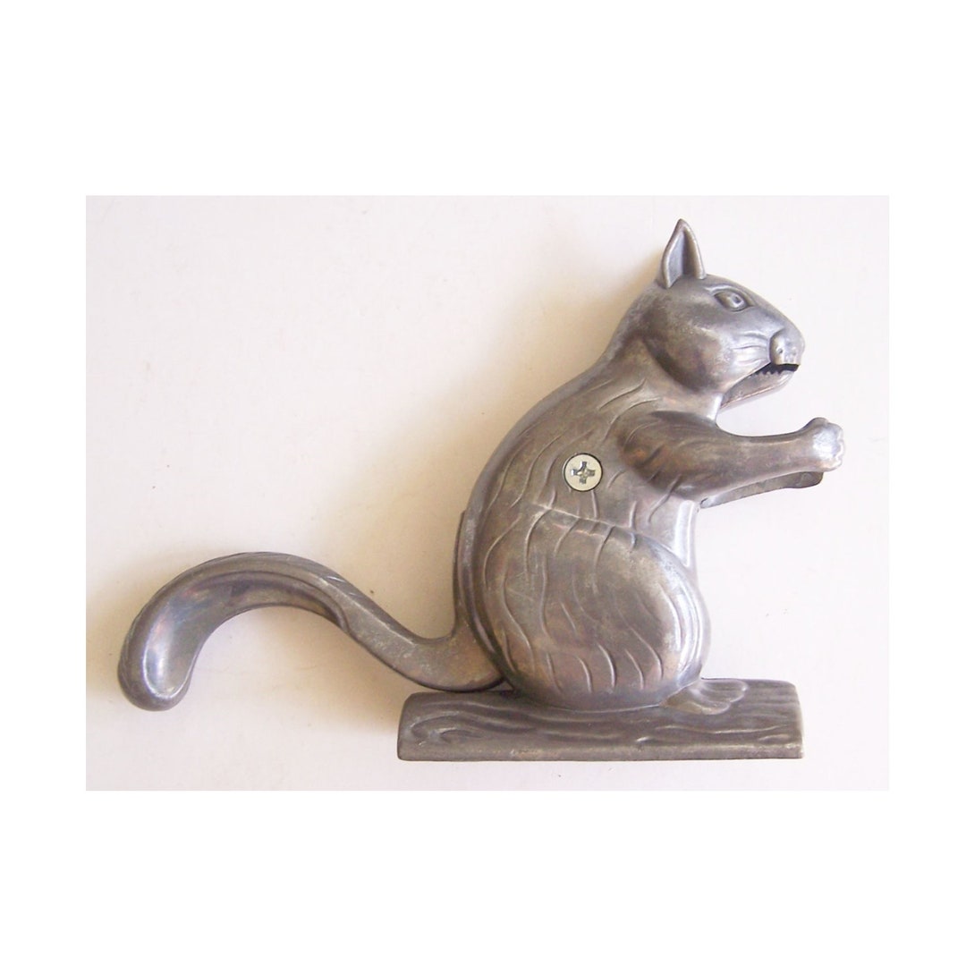 Squirrel-shaped Nutcracker - Etsy