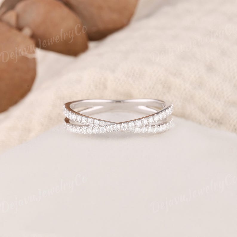 Elegant Criss-cross Wedding Band Rose Gold Diamonds Moissanite Twisted ...