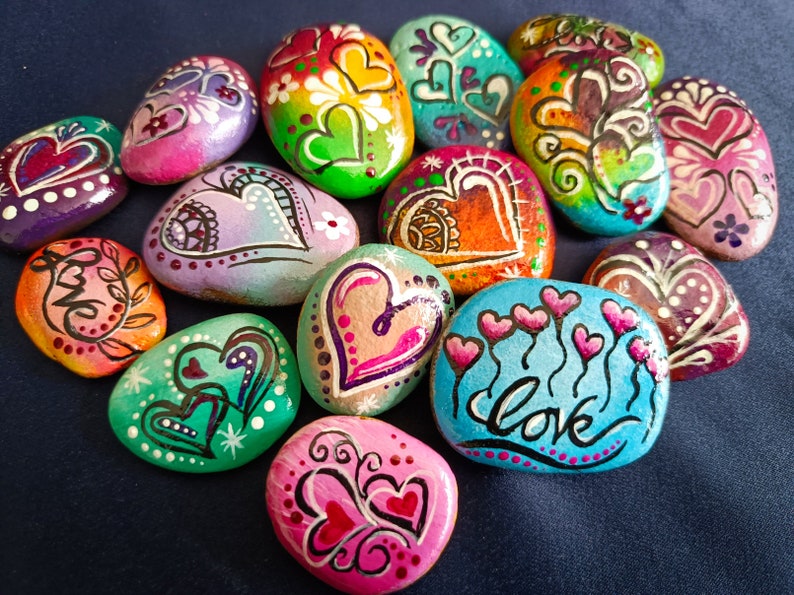 Set of 5 Painted Heart Rocks - Etsy