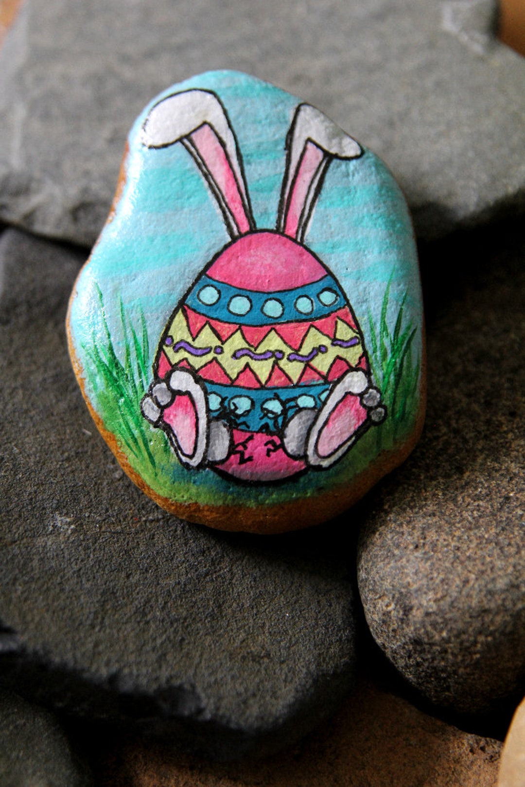 Hand Painted Easter Rock - Etsy