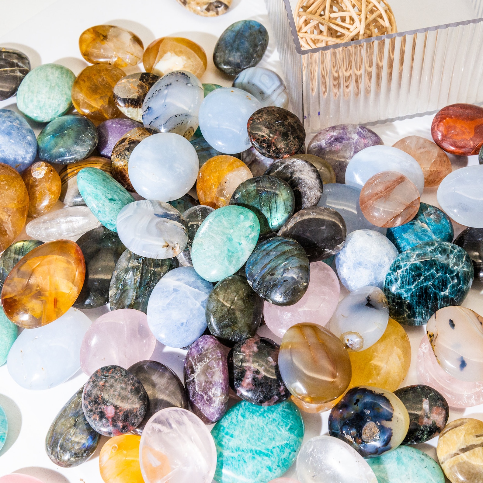 Natural Mixed Crystal Palm Stones: Healing Crystals, Home Decor - 1 Lb ...
