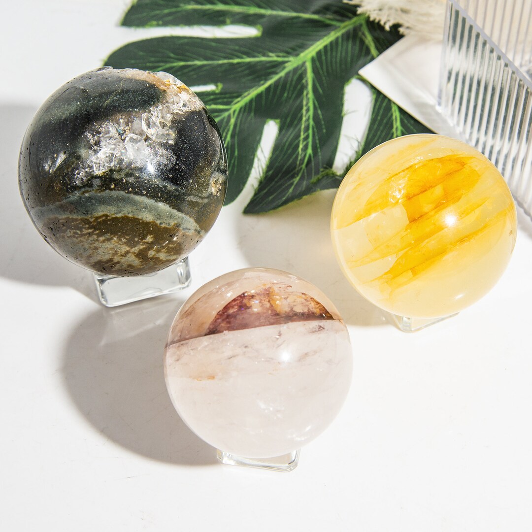 Crystal Ball Natural Gemstone Quartz Ball Chakra Meditation Healing ...