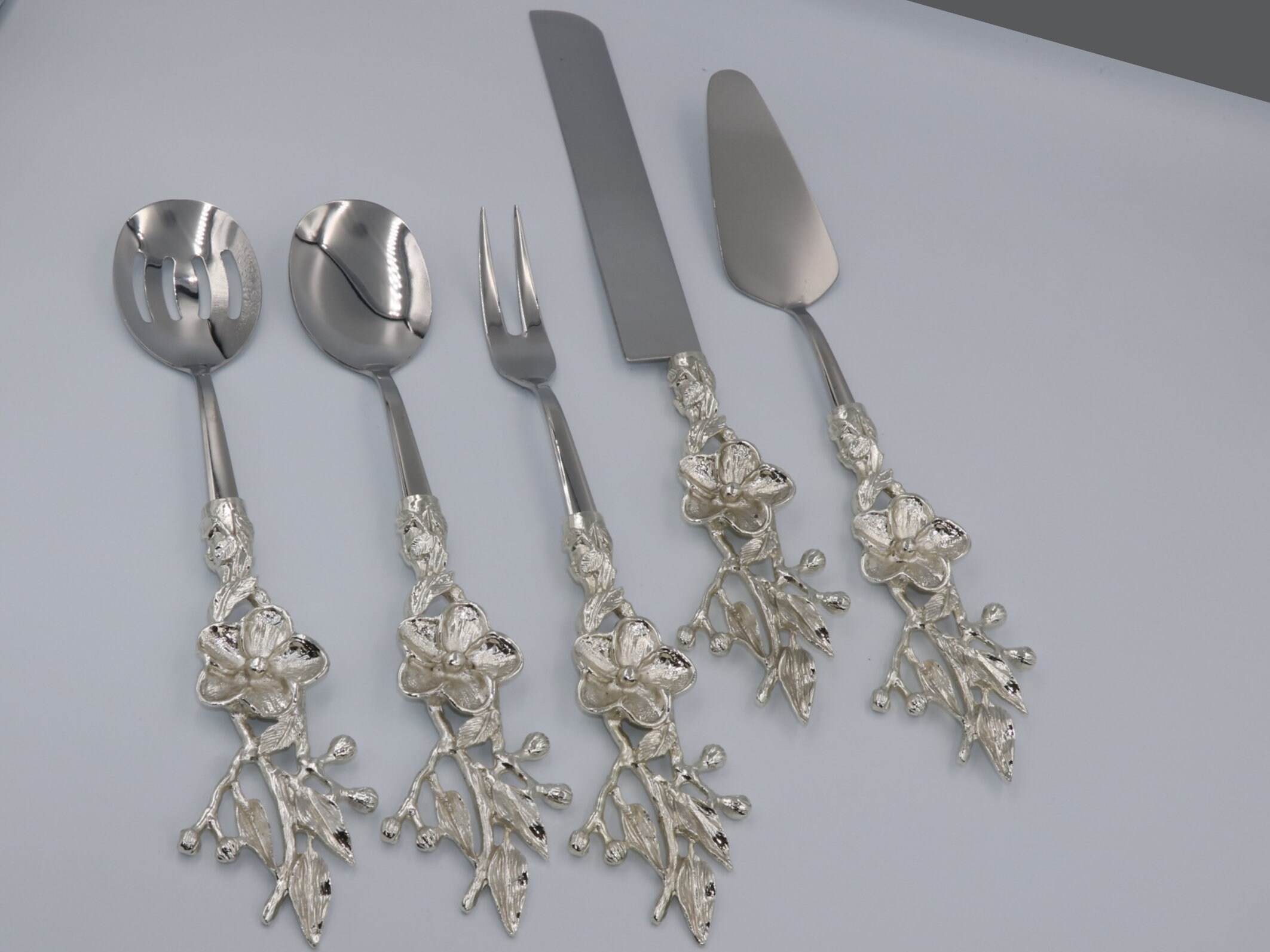 Stainless Steel Utensils Set for Kitchen Cake, and Salad Service Gold ...