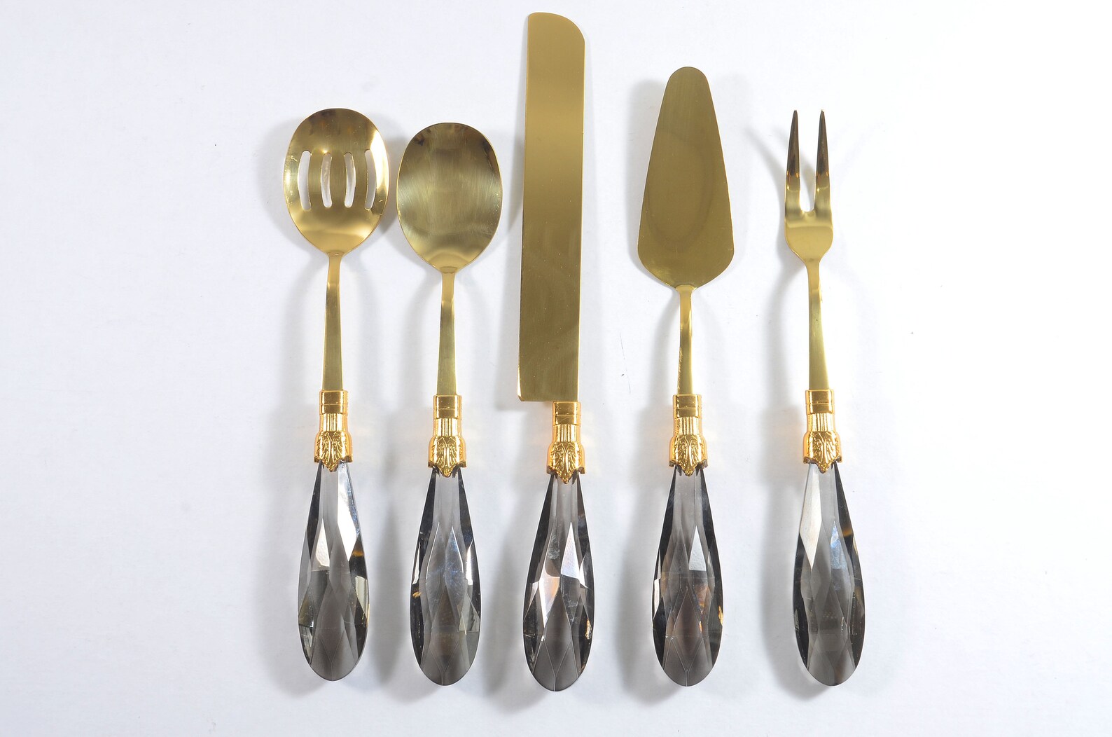 Elegant Stainless Steel Utensils Set for Soup, Cake, and Salad Service ...