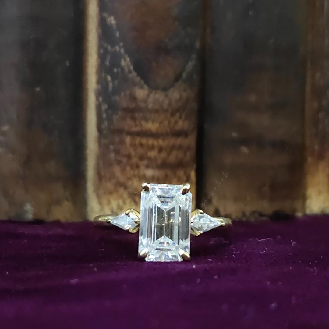 3.0 Carat Emerald Cut Side Kite Cut Diamond Wedding Ring 3 Stone ...
