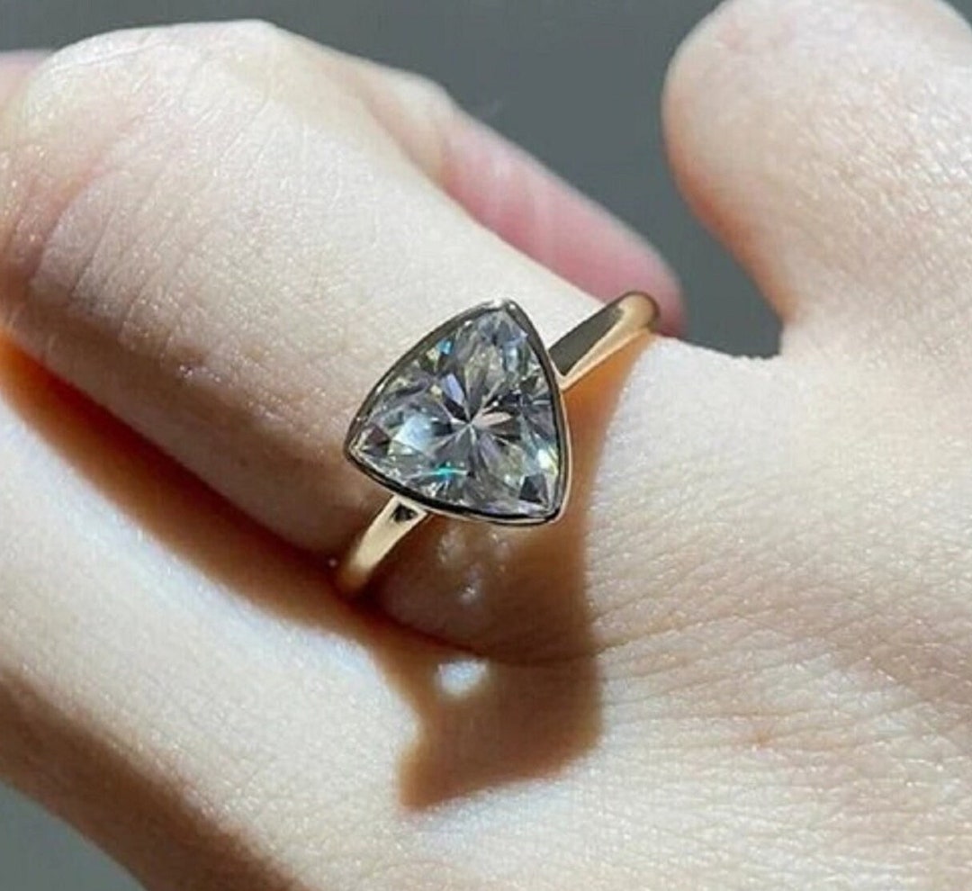 Trillion Engagement Ring 1.5CTW Trilliant Cut Moissanite - Etsy