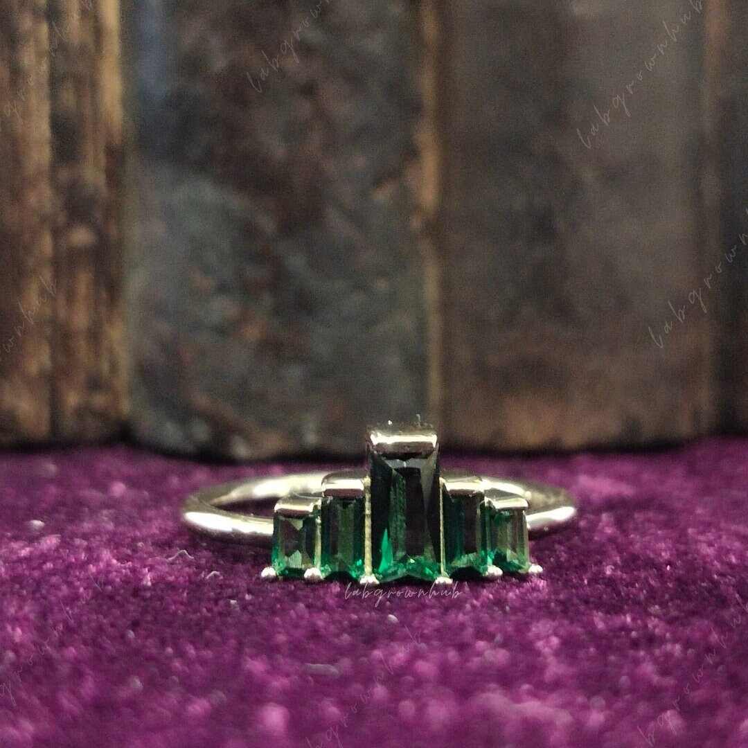Baguette Emerald Ring Step Cut Baguette Diamond Ring Five Stone Emerald ...