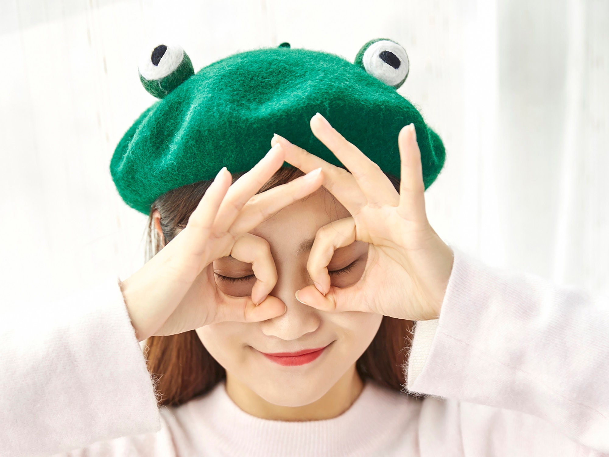 Frog Eyed Beret: Handmade Wool Felt Novelty Hat - Etsy