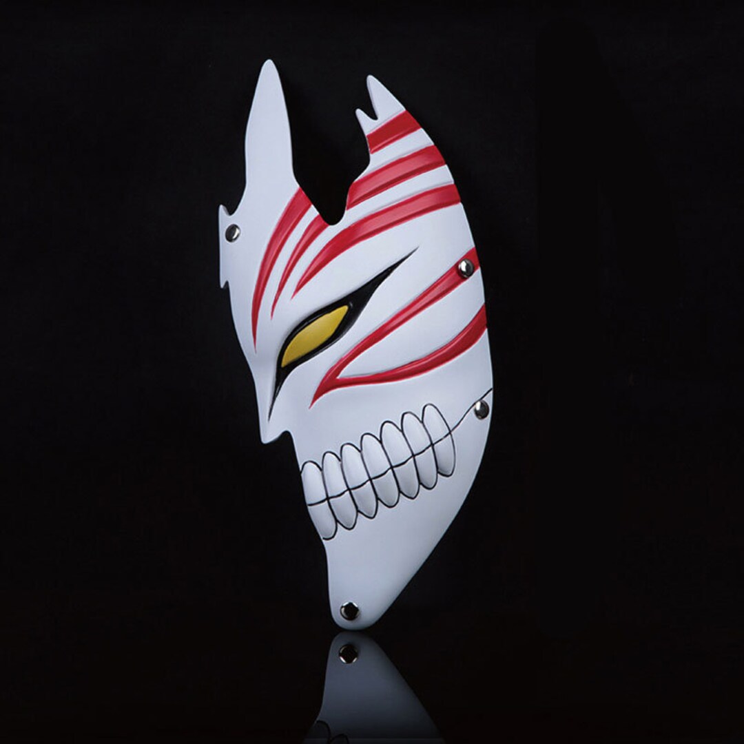 Ichigo Half Hollow Mask Cosplay