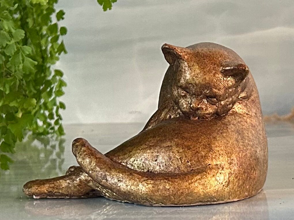 Cat Sculpture Cat Statue Licking Cat Feline Art - Etsy