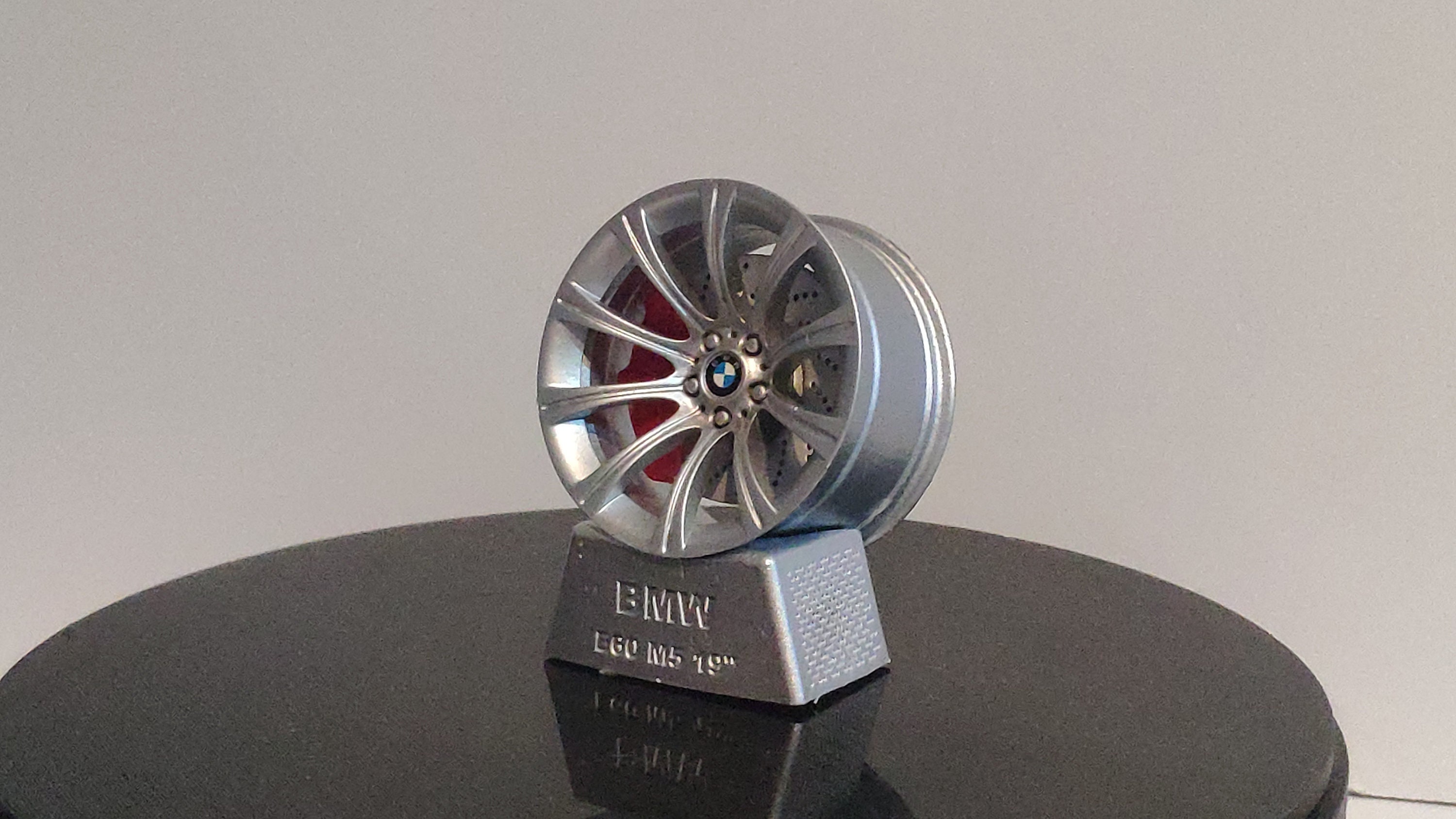 BMW E60 M5 Style 166 19" Wheel Table Top Model (1/10 Scale) - Etsy