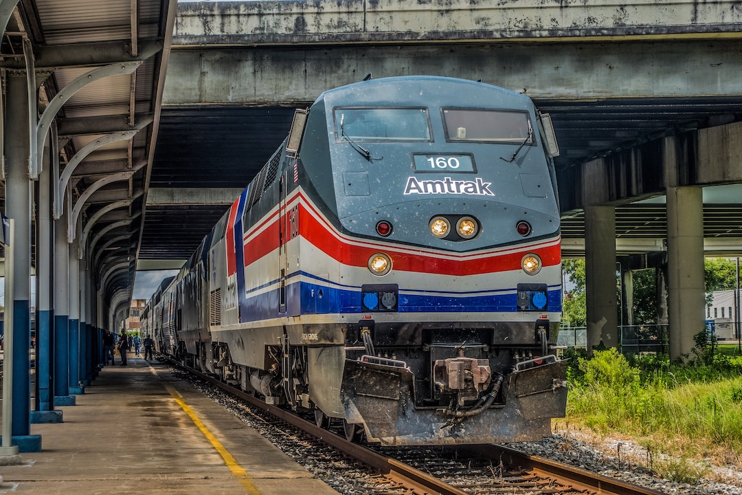Amtrak Dash 8 Phase III Loading Passengers - Etsy