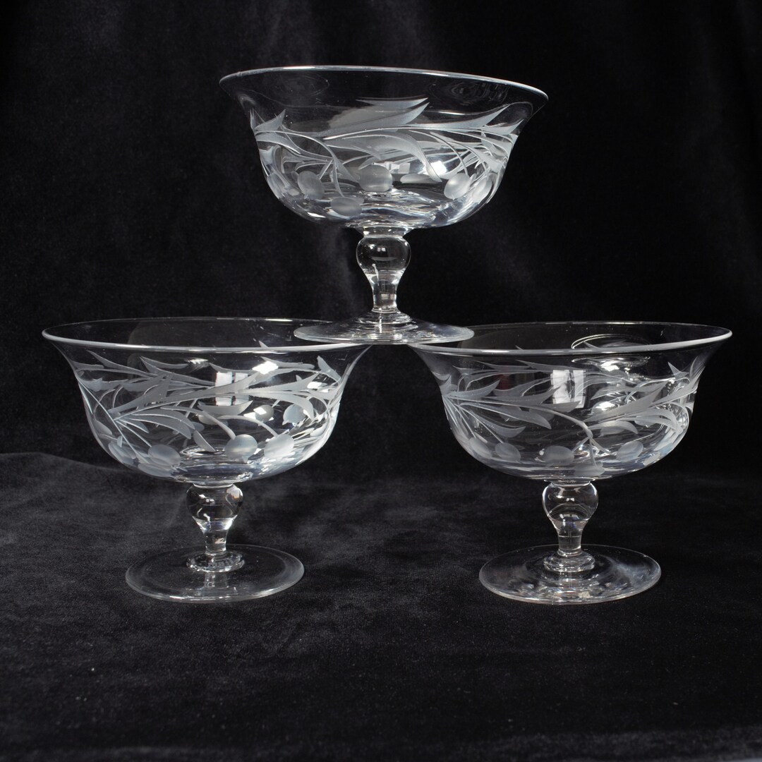 Vintage Tudor Crystal Dessert Fruit Ice Cream Sweet Glass Etched Bowl ...