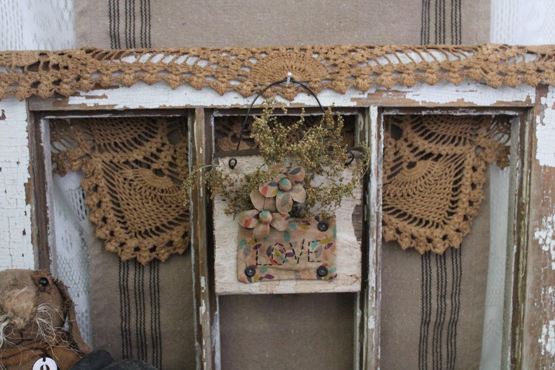 Hanging Wall Pocket With Flowers/ Rustic Décor/ Farmhouse Décor ...