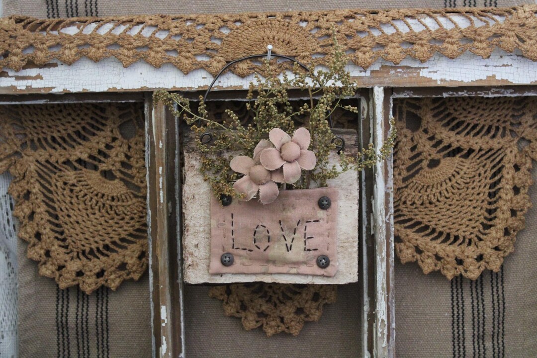 Hanging Wall Pocket With Flowers/ Rustic Décor/ Farmhouse Décor ...