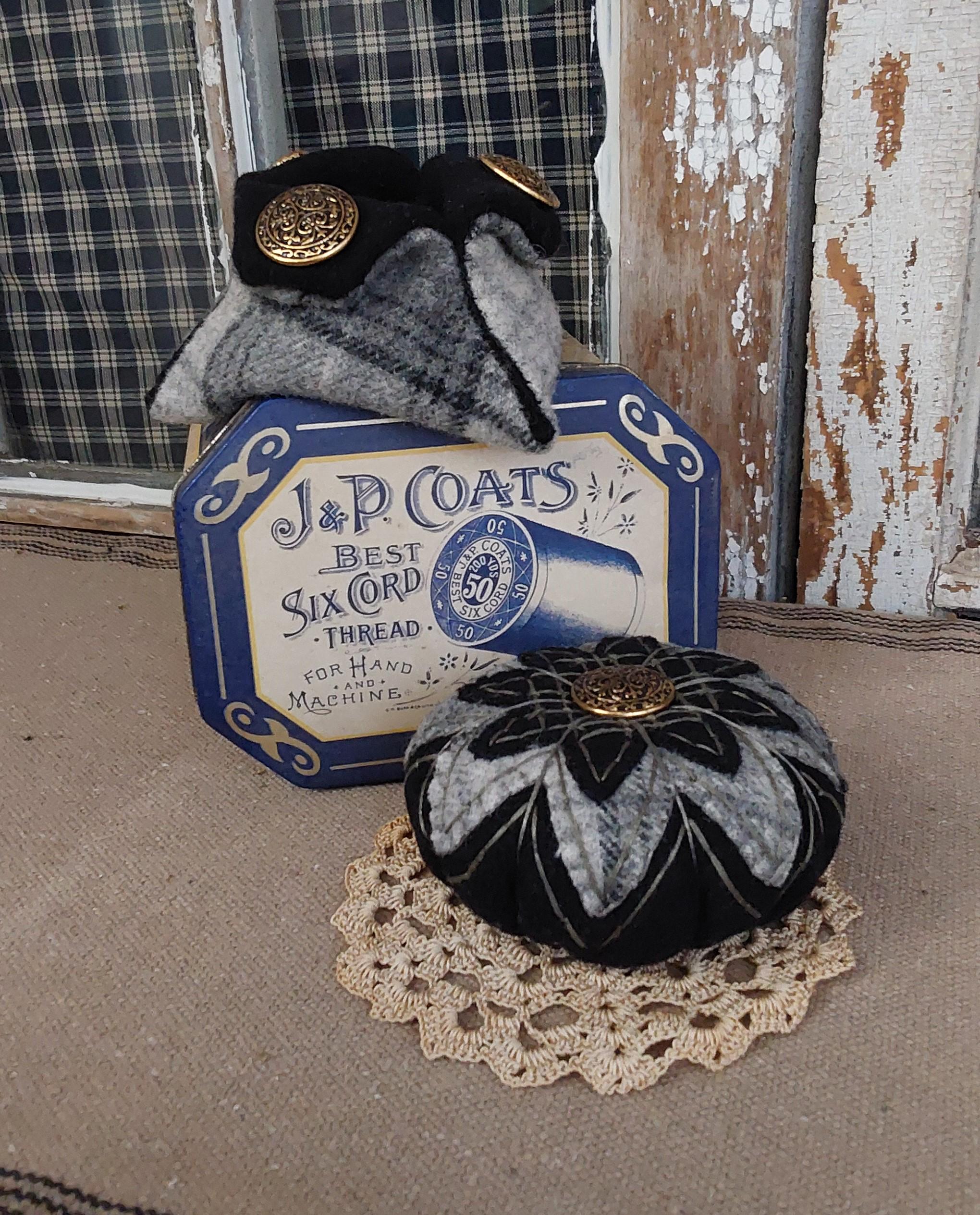 Pin Keep and Snippet Bowl Set/ Upcycled Wool/ Crushed Walnut Shells ...