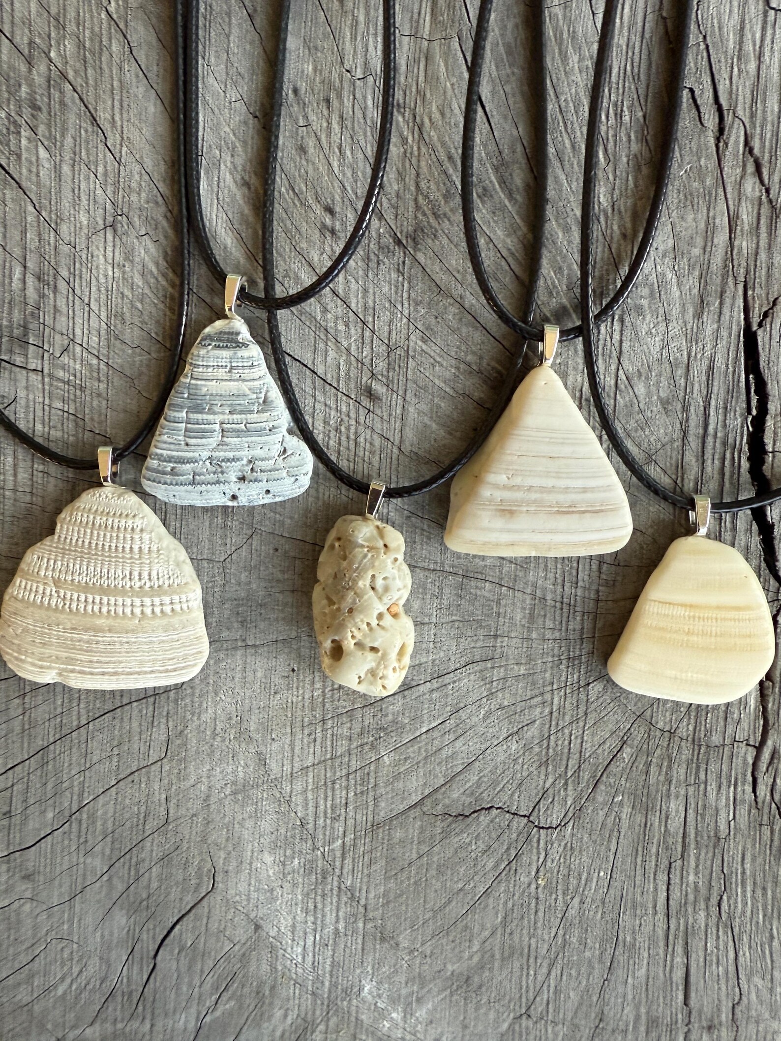 Handmade Clam Shell Pendant Necklace: Beach Jewelry - Etsy
