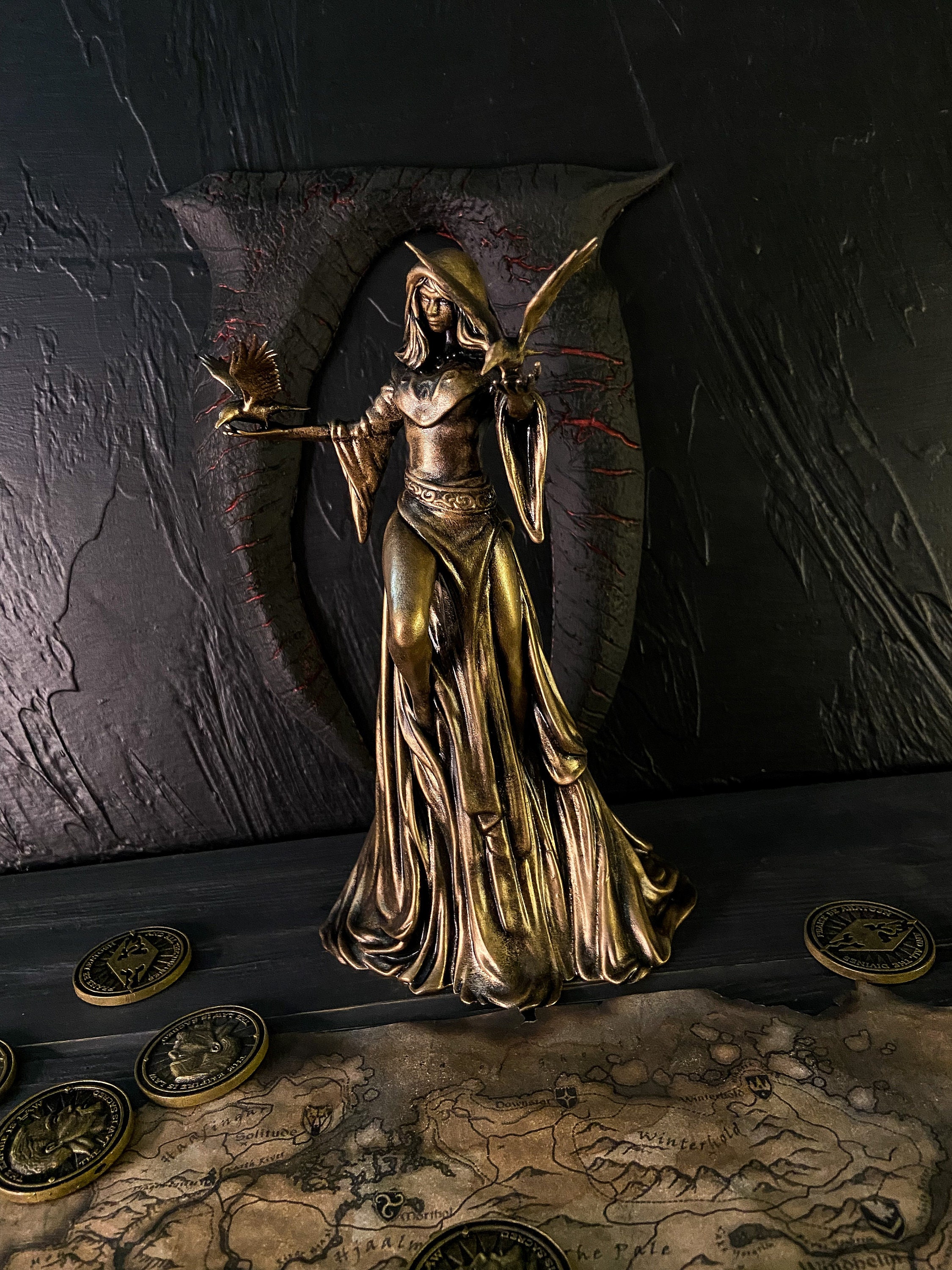 Nocturnal Skyrim Statue