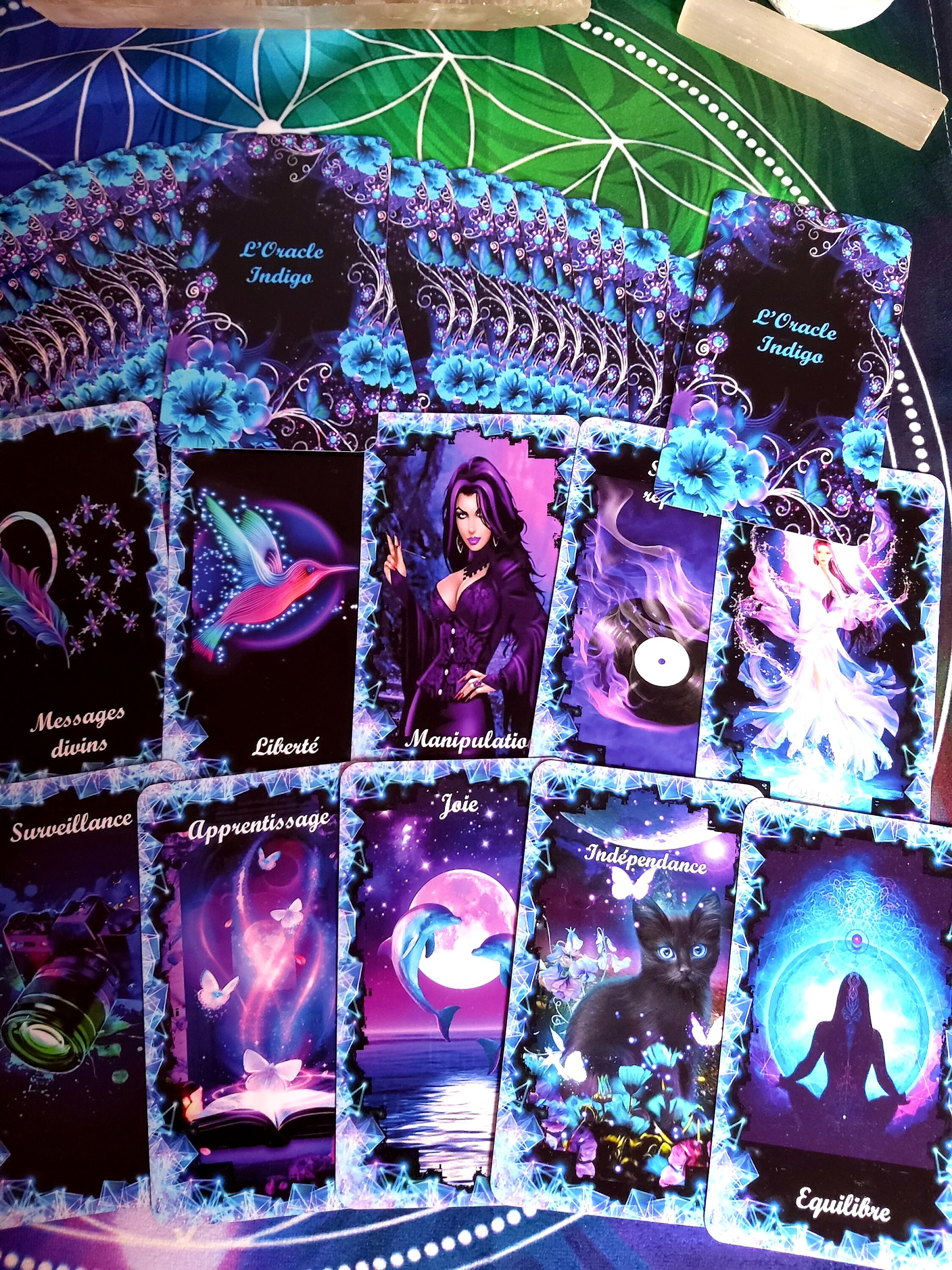 L'Oracle Indigo En précommande - Etsy France