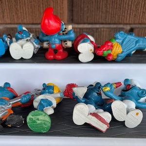 Vintage Lot of 9 Smurfs From the 70s- 80s and 90s | Lot of 9 Peyo ...