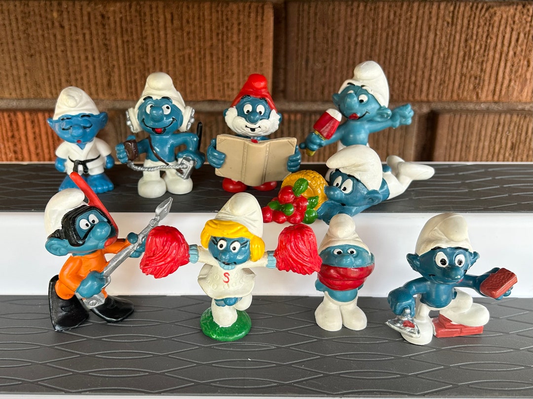 Vintage Lot of 9 Smurfs From the 70s- 80s and 90s | Lot of 9 Peyo ...