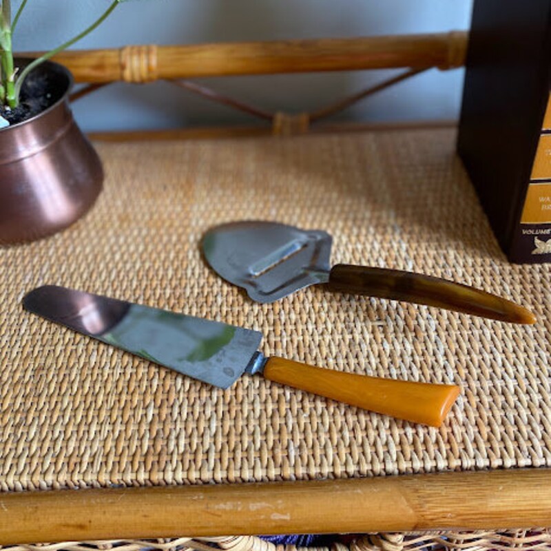 Bakelite Cake Cutter - Etsy