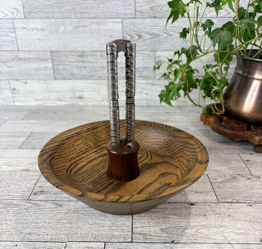 Wood Nut Bowl/serving Bowl With Nutcracker - Etsy