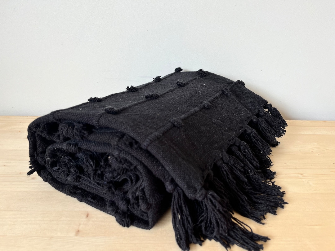 PREM || Black Throw Black Masculine Throw Loops Hand Loom Chunky Woven ...