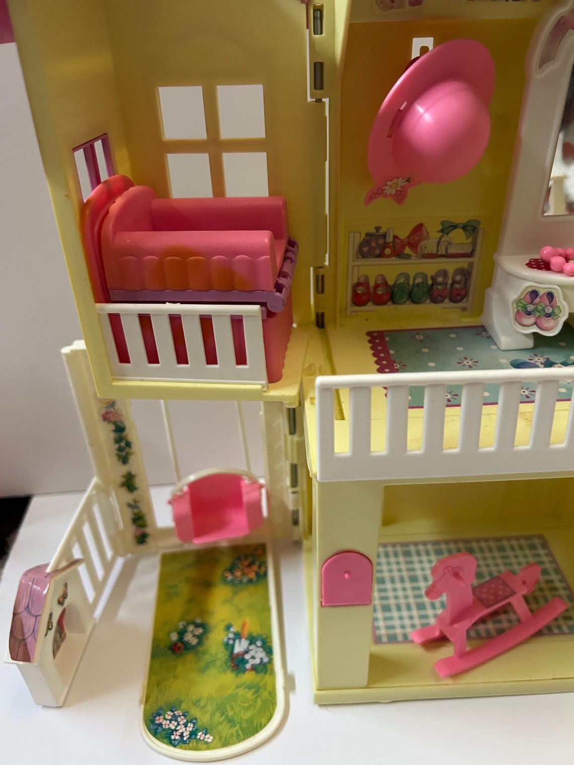 Vintage Barbie Kelly Pop up Playhouse Playset 1990’s With Accessories ...