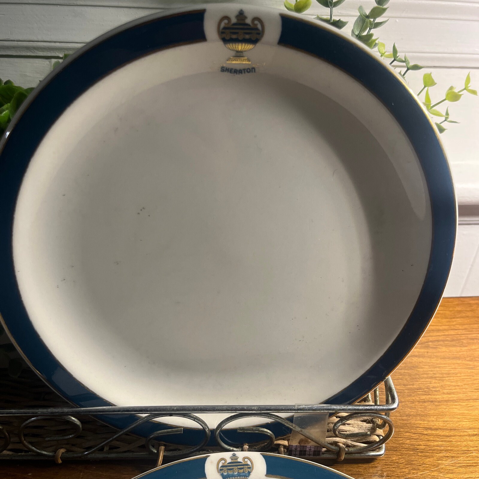 Set of 4 1950-60s Era Sheraton Hotel Iroquois China 8-1/2” Salad Plate ...