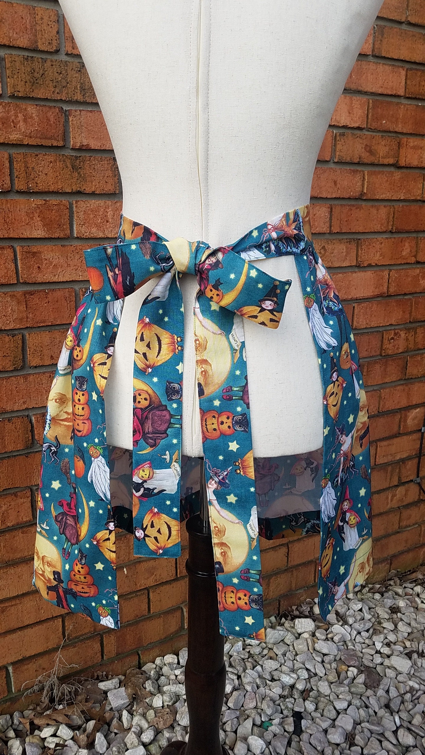 Retro Man in the Moon Apron - Etsy